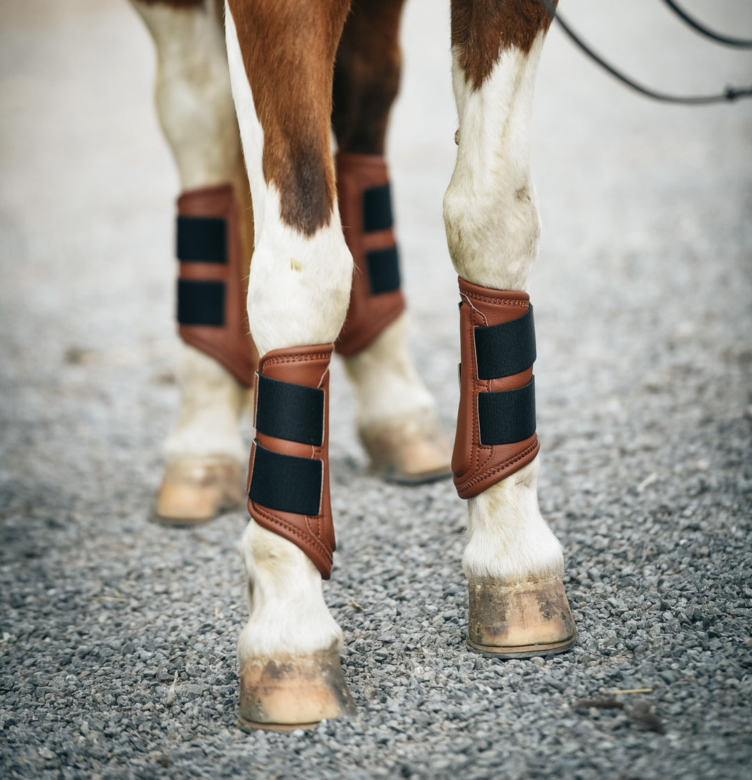 Leatherette Splint Boots, Cognac – Sixteen Cypress